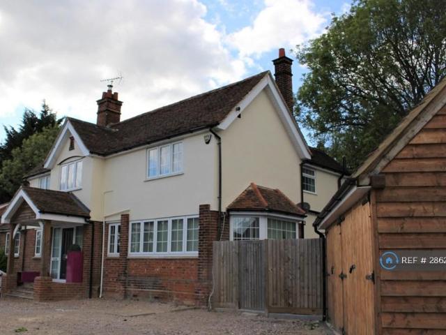 Main Road, Ingatestone, CM4 Studio to rent £1,000 pcm £231 pw