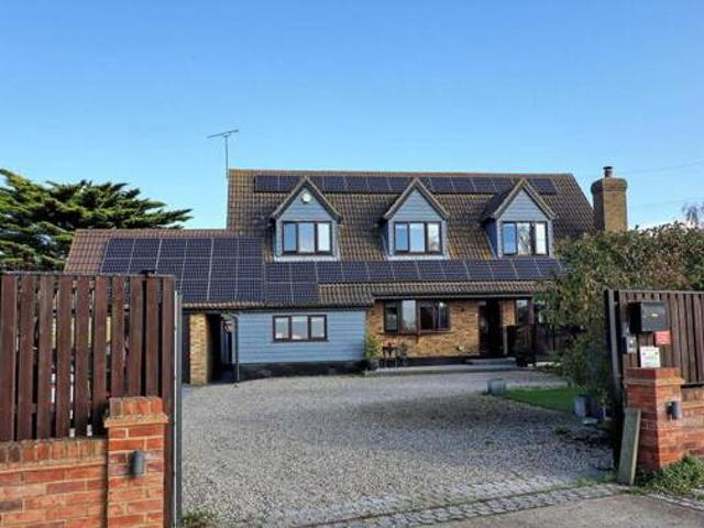 Main Road, St. Lawrence, 5 Bedroom Detached