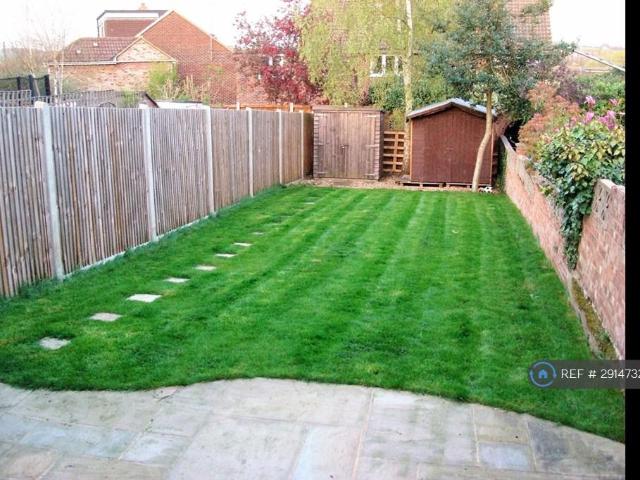 Main Road, Sutton At Hone, DA4 2 bed bungalow to rent £1,690 pcm £390 pw