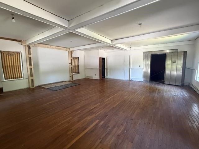 Main St, Montgomery, Home For Sale