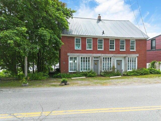 Main St, Mount Vernon, Home For Sale