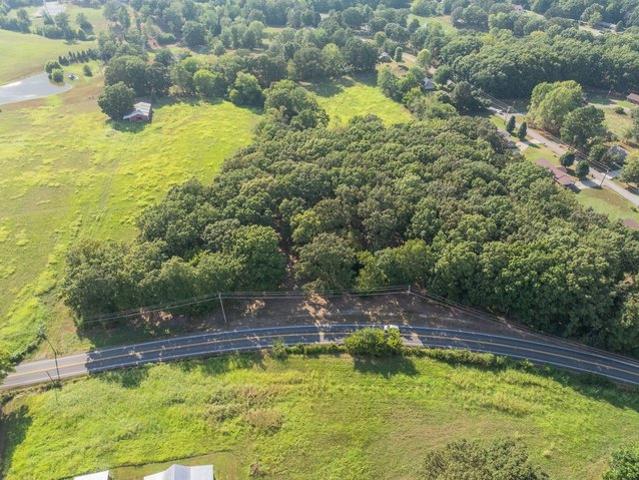 Main St N, Tennessee Ridge, TN 37178