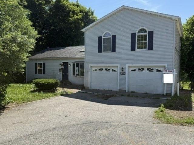 Main St, Oxford, Home For Sale