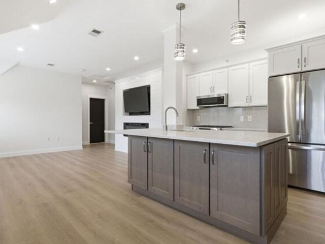 Main St Apt,wakefield, Condo For Sale