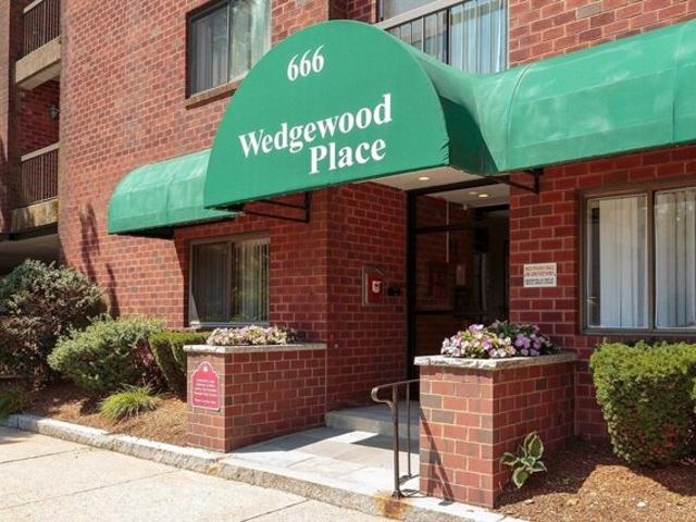 Main St Apt,winchester, Condo For Sale