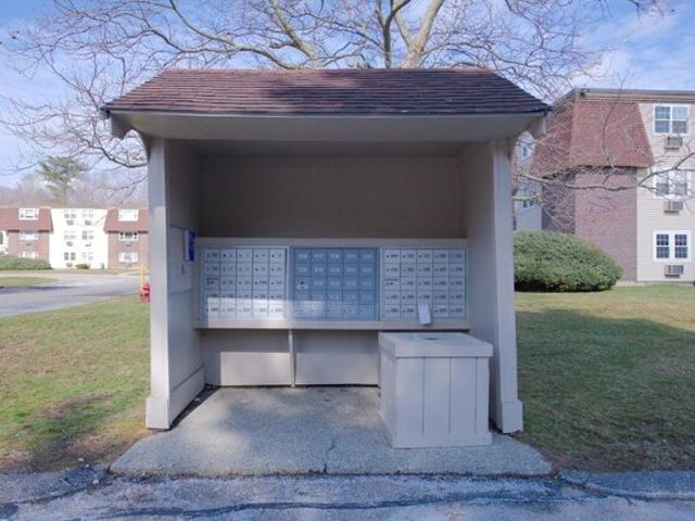 Main St Apt B, Bridgewater, Condo For Sale