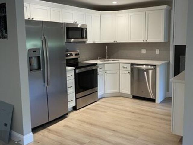Main St Apt,bridgewater, Condo For Sale