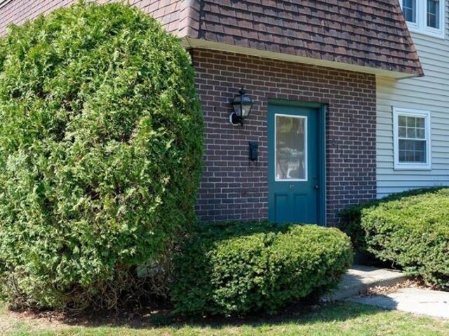 Main St Apt,bridgewater, Condo For Sale