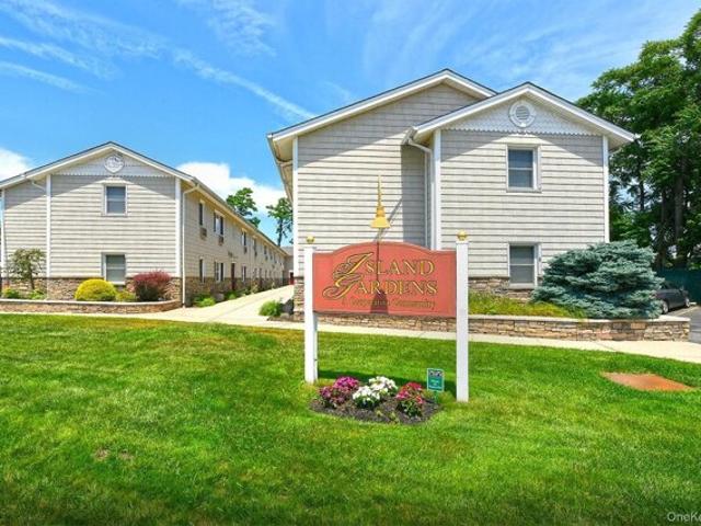 Main St Apt C, Farmingdale, Property For Sale