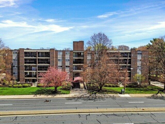 Main St Apt C, Stoneham, Condo For Sale