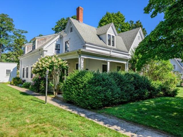 Main St Apt,centerville, Condo For Sale