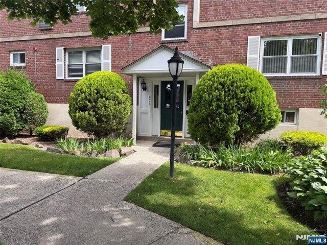 Main St Apt F, Hackensack, Condo For Sale