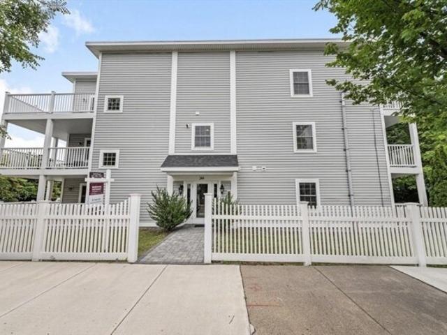Main St Apt,medford, Condo For Sale