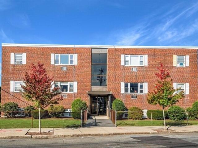 Main St Apt,medford, Condo For Sale