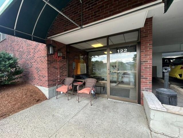 Main St Apt,stoneham, Condo For Sale