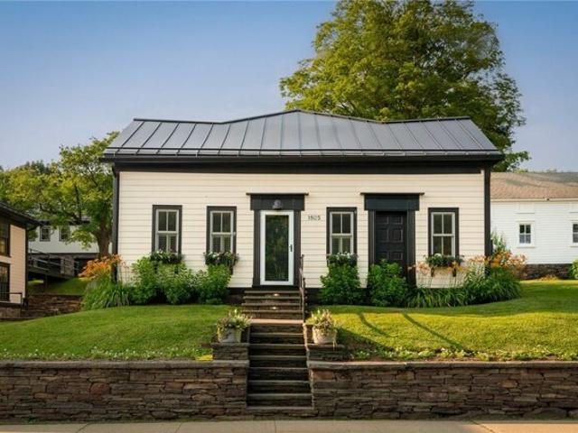 Main St, Bovina Center, Home For Sale