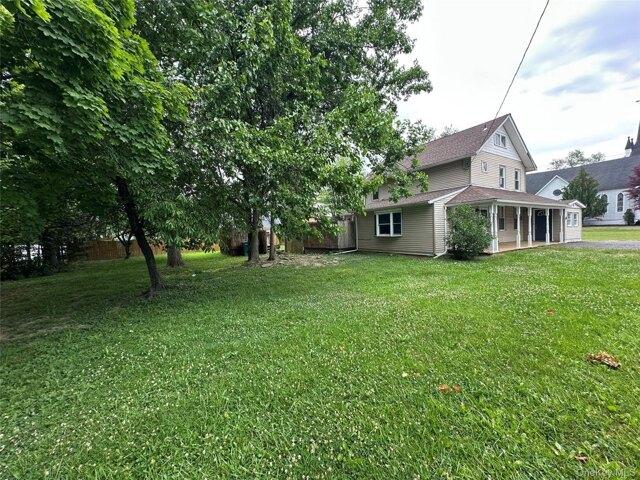 Main St, Gardiner, Home For Sale