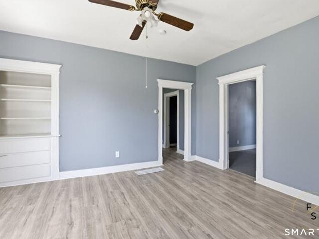 Main St, Hartford, Home For Sale