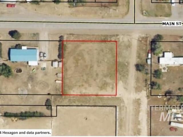 Main St, Hollister, ID 83301