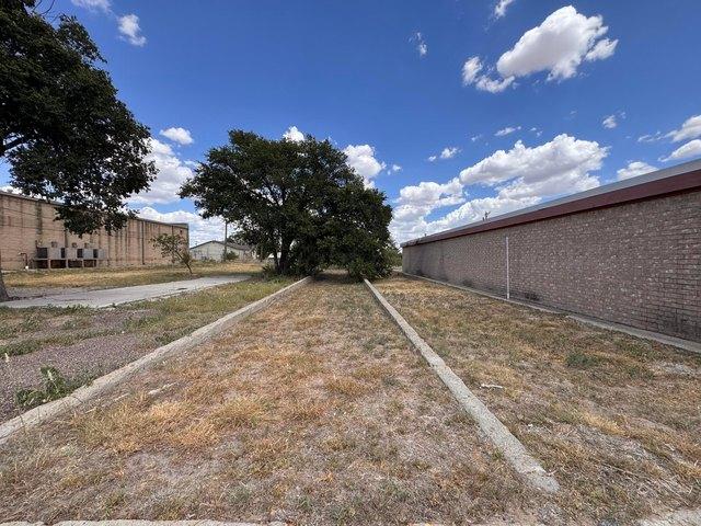 Main St, Stinnett, TX 79083