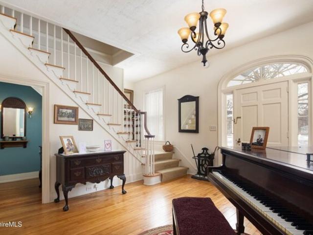 Main St, Sheffield, Home For Sale