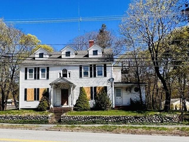 Main St, Shrewsbury, Home For Sale