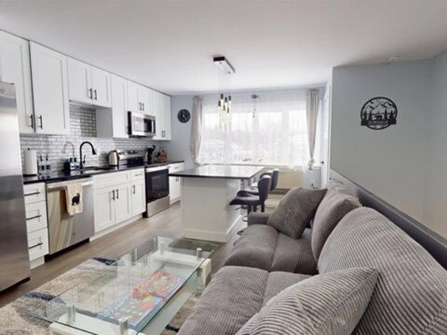 Main St Unit A, Lincoln, Condo For Sale