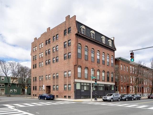 Main St Unit,boston, Condo For Sale