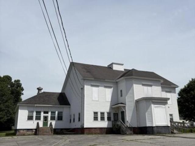 Main St, Vassalboro, Home For Sale