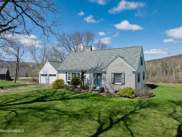 Main St, Williamstown, Home For Sale