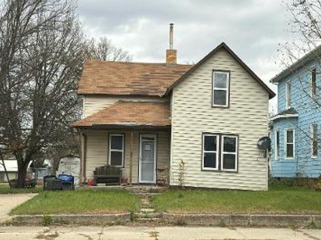 Main St