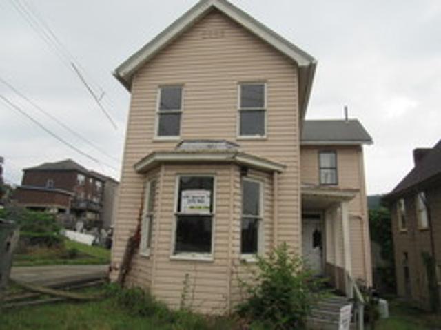 Main St