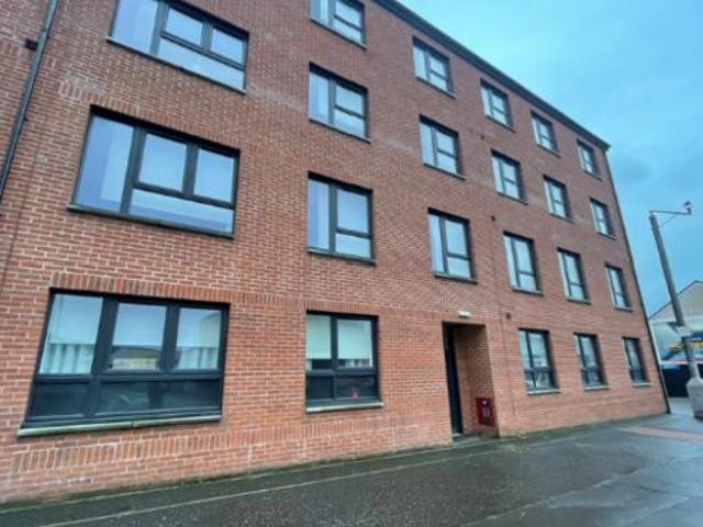 Main Street,2 Bedroom Flat