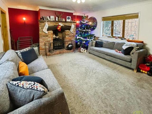 Main Street, West Stockwith, 4 Bedroom Semi detached