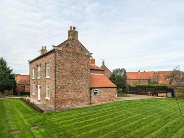 Main Street, Asselby, 4 Bedroom Detached