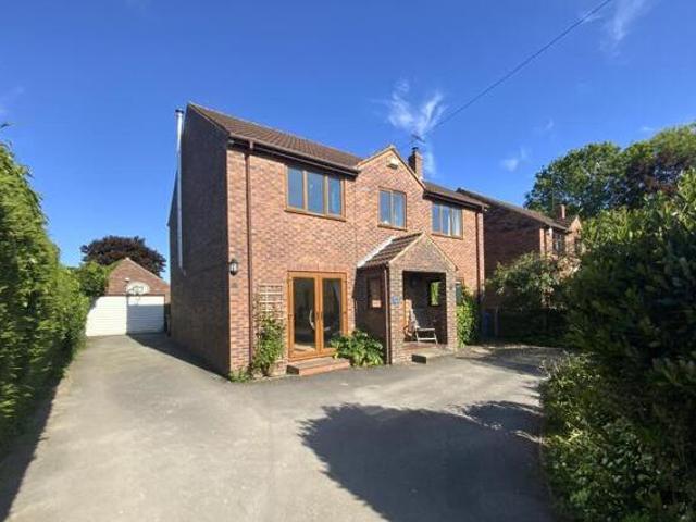 Main Street, Beswick, 4 Bedroom Detached