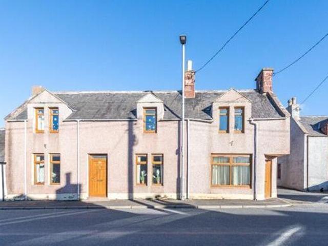 Main Street, Cuminestown, 7 Bedroom Block