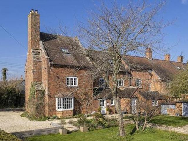 Main Street, Dumbleton, 5 Bedroom Semi detached