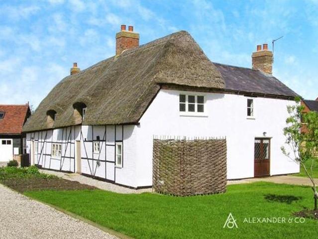 Main Street, Grendon Underwood, 5 Bedroom Detached