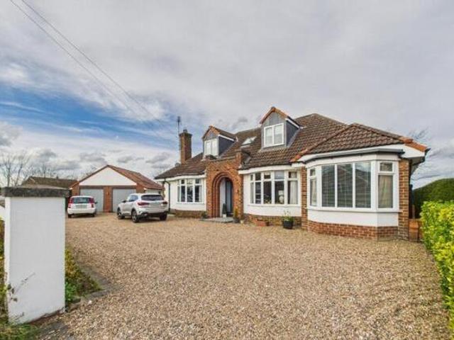 Main Street, Hutton Cranswick, 4 Bedroom Detached