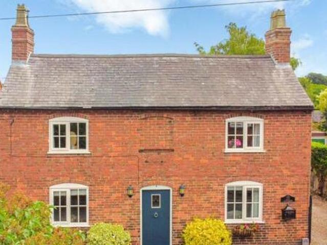 Main Street, Milton, 4 Bedroom Cottage