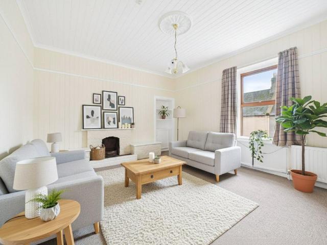 Main Street, Reston, Eyemouth. 4 bed apartment to rent £1,175 pcm £271 pw