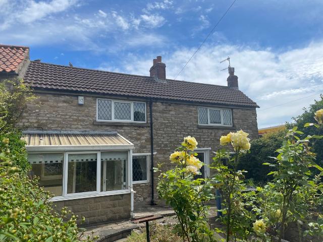 Main Street, Scarborough YO13, 2 bed cottage to rent, £835 pcm | PrimeLocation