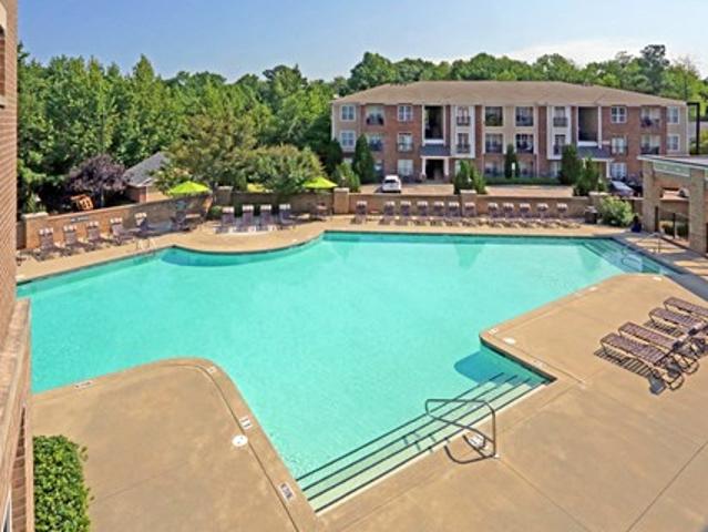 Main Street Square Executive Flats 1a 1b