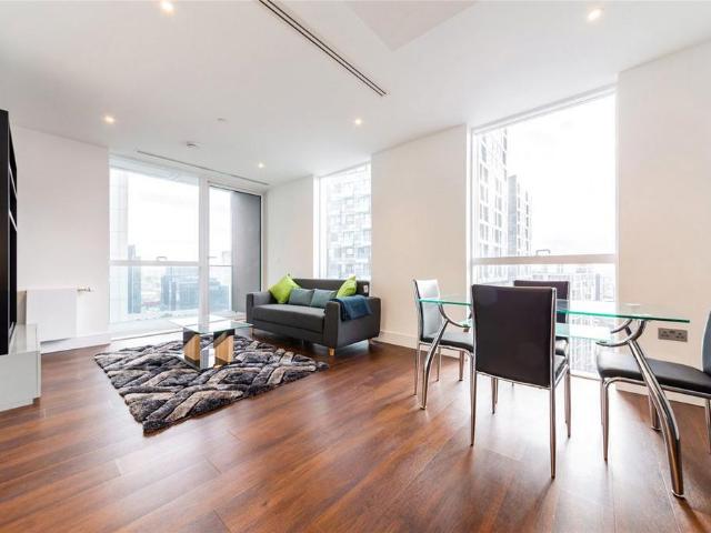 Maine Tower, Canary Wharf E14 1 bed flat to rent £2,500 pcm £577 pw