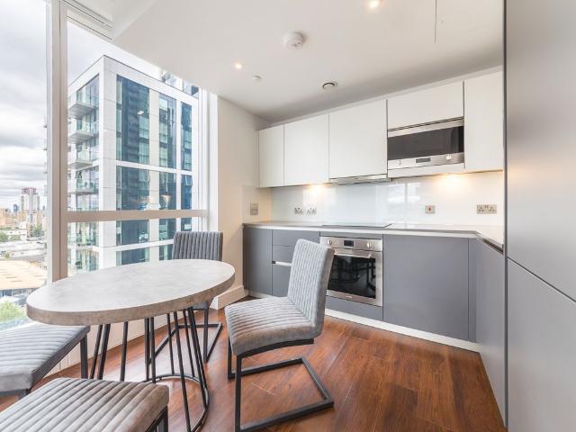 Maine Tower, Canary Wharf, London E14, 2 bed flat to rent, £3,000 pcm | PrimeLocation