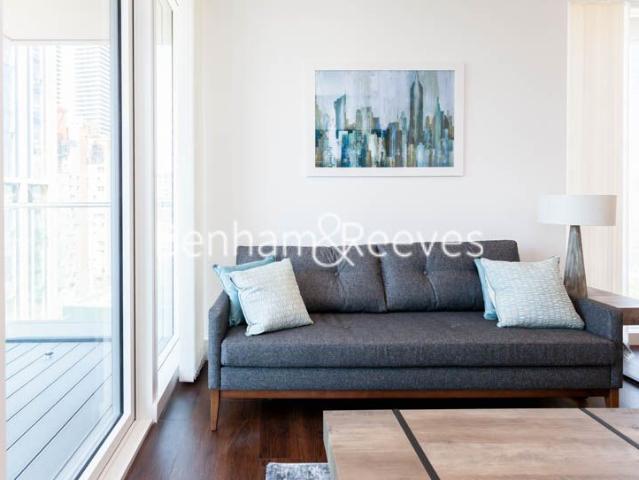Maine Tower, Harbour Way E14, 1 bed flat to rent, £2,900 pcm | PrimeLocation