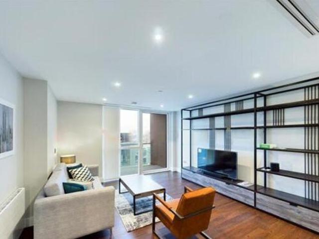 Maine Tower, Isle Of Dogs, 1 Bedroom Apartment