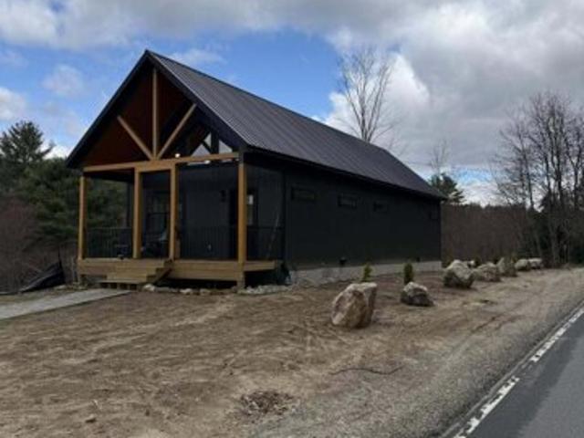 Maine Rte, Milton Township, Home For Sale