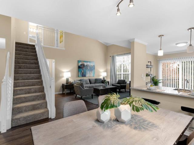 Mainstreet Village Amherst End